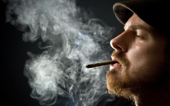 Repórter News - Notícia: Fumar maconha na adolescência reduz seu QI na ...